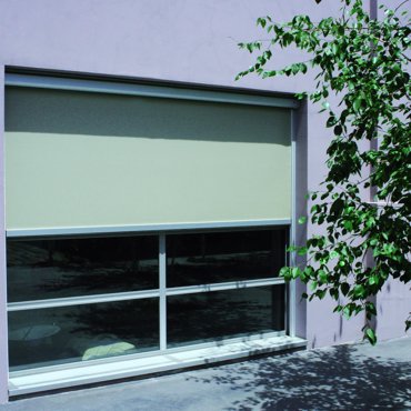 Screen-Rollo SCREEN ZIP ist ein einzigartiges Screen-System | Isotra ...